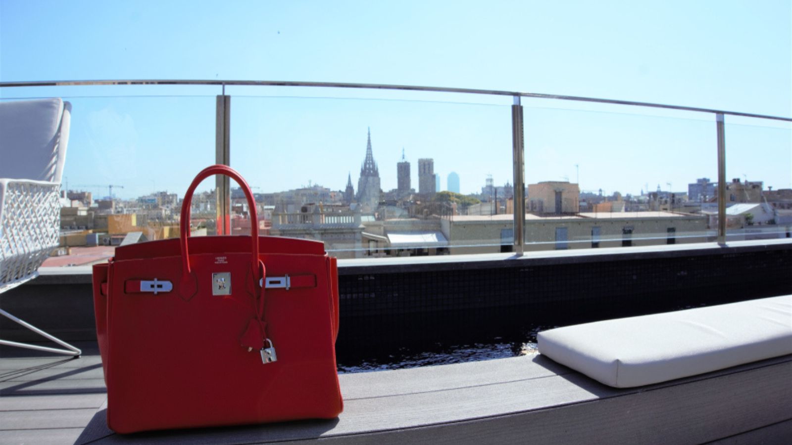 Unlocking Luxury: Discover the Difference Between Hermès Birkin and ...